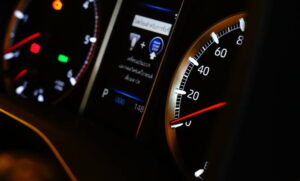Green Car Light On Dashboard? Do Not Ignore It! 4 Possible Reasons ...